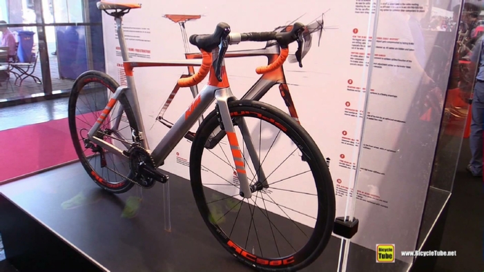 2017 KTM Lisse Road Bike at 2016 EUROBIKE Friedrichshafen